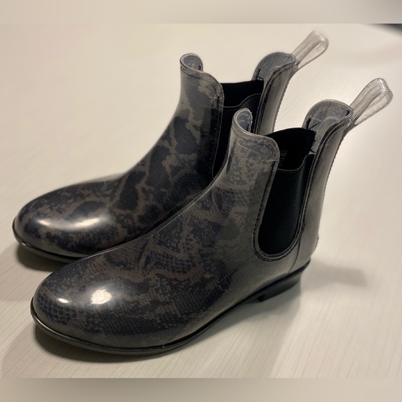Storm | Shoes | Storm Rain Booths Nwot | Poshmark